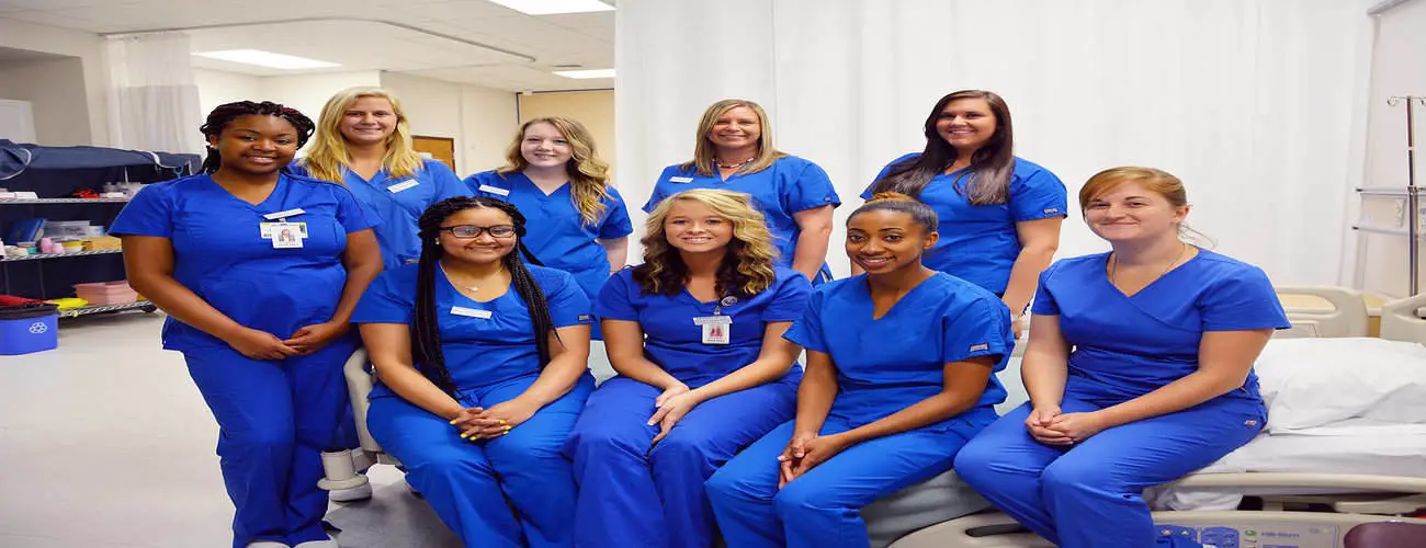 How to Become A Certified Nursing Assistant (cna)